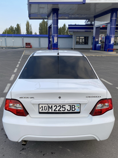 Nexia 2 sotiladi