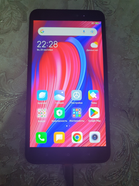 Mi max 2 4/64GB Сотилади