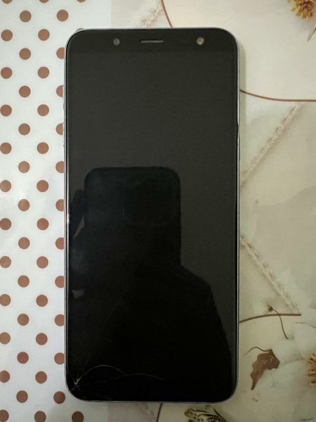 Samsung j6 srochna sotiladi narxi350