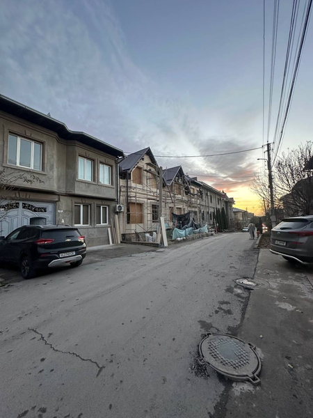 Yakkasaroy tumani Rakat mahallada xovli  yer xisobida sotiladi