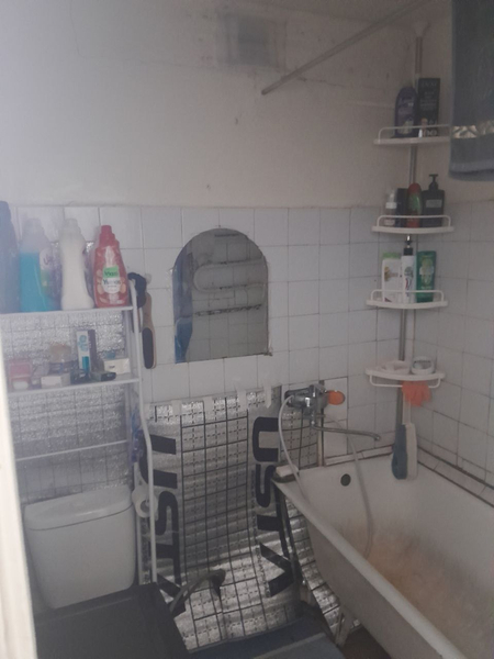 Срочна Продаётся  Кора Камиш - 1/2    3/3/5   балкон :2*6
