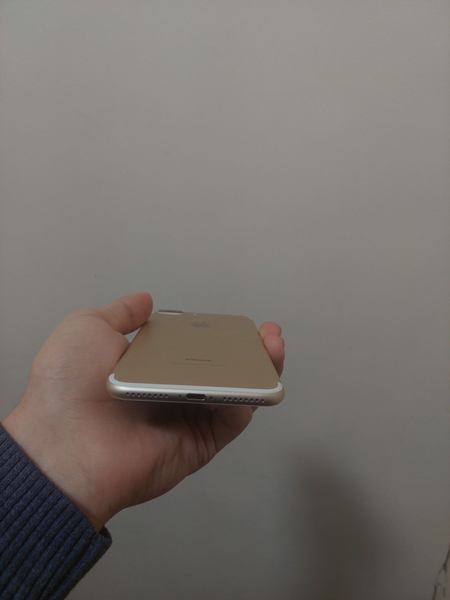 iPhone 7plus Gold ideal