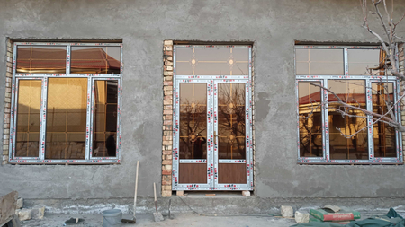 820 000 m2 AKFA Plast va Alumin Rom Eshik va Vitrajlar faqat zakazga