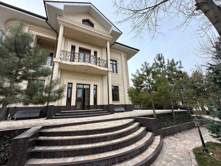 Продаётся особняк в поселке Улугбек ID: 54753
