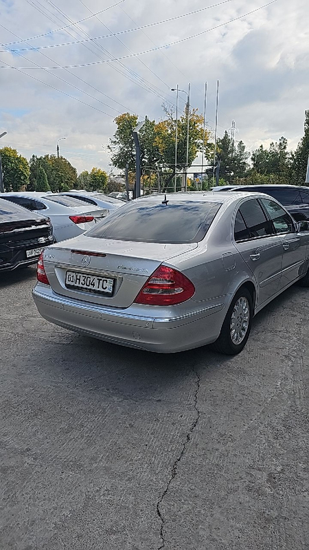 Mercedes benz  \\nYili 2003\\nProbeg- 128000 k