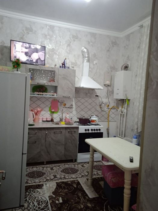 Даре буи Старые сергели 2 сотки 3 ком продам коттедж