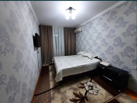 Кунаева продам 2/9/9 .Т. Отдельный вход не торец гостиница Россия