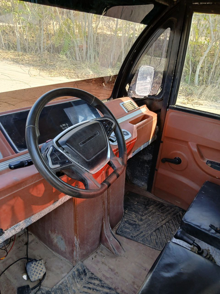 Elektro muravey sotiladi