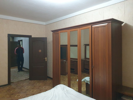 Продаётся на М.Горького 3ком