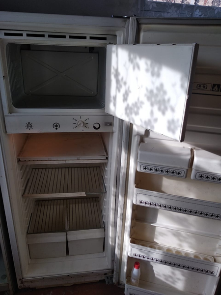 Продажа холодильника снежинка б/у