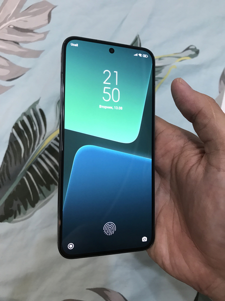 Xiaomi 13 256 gb idial