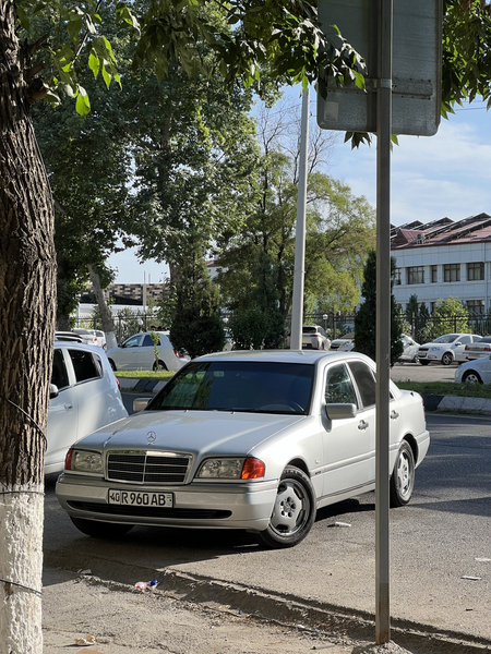 1997 W202 C180 автомат, кондиционер, круиз