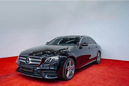 Продается личный Mercedes E-200