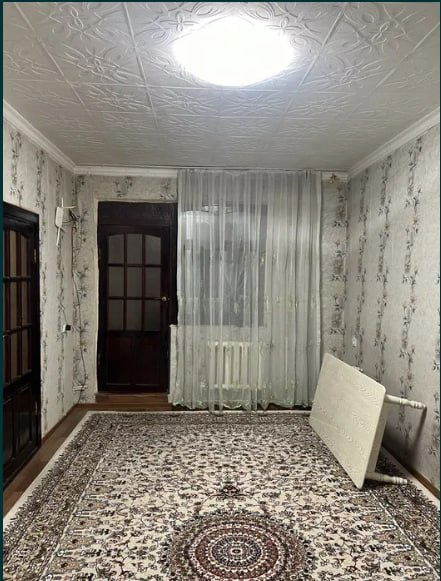 Чиланзар16  1в2/1/4  1,5*3  33м²