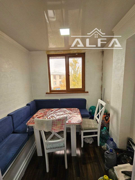 3 xonali 75m² 3-qavat sotiladi.