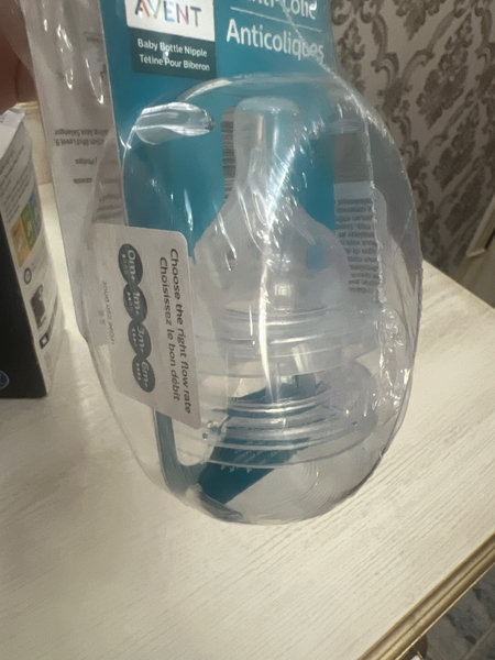 Соски для бутылок Avent Anti-colic 0+ (с одной дырочкой)