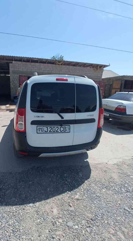 Largus sotiladi ishga tayyor metan gazi bor qolgan maʼlumot telefonda