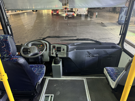 NP 40  2016 isuzu sotiladi