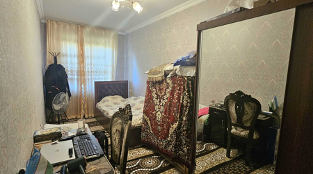 Продаётся квартиры 5/4/4 на Юнусабадском районе 18-й квартал  (J2413)