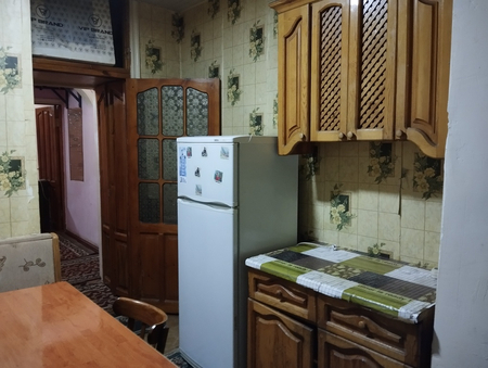 2 xona Yunusobod 7 kvartal korzinka srochno arendaga beriladii