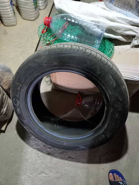 Продается шина kumho 215/60/17