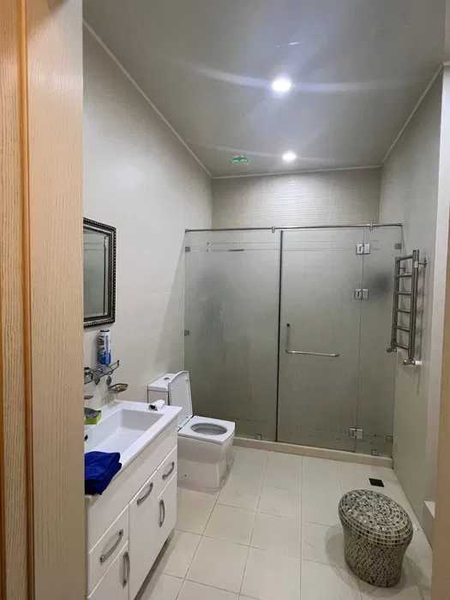 Сдаётся дом в аренду, вЮнусабадском районе. (садик, офис, Hotel).