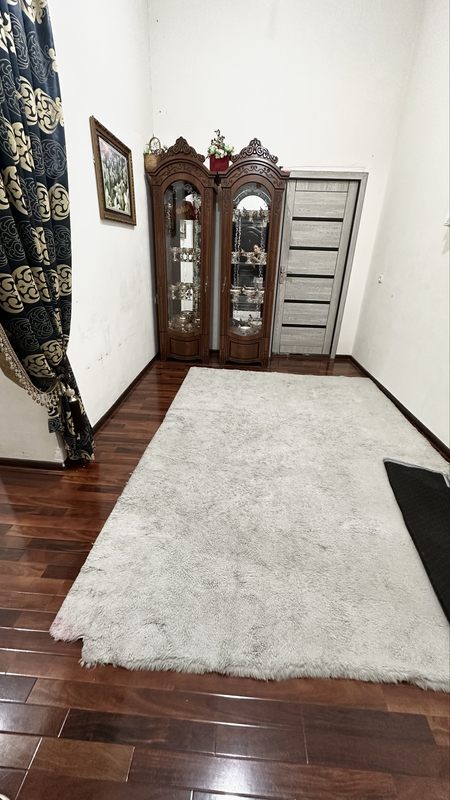 Uy sotiladi navastroyka 3+ xol