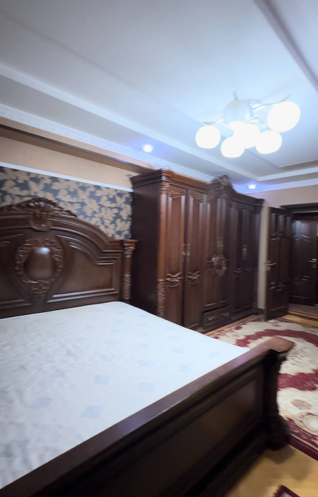 Срочный аренда квартира рядом метро беруний