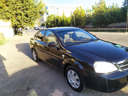 Lacetti 1.8 2013 sotiladi