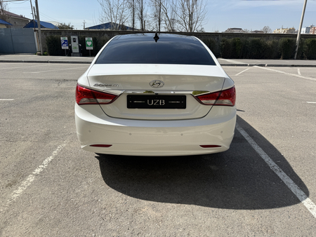 Hyundai Sonata 2013