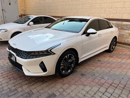 Kia K5 Luxe 9000km 2023г