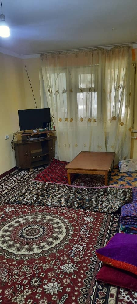 Срочно продам 2-х комнатные квартиру на Радуги