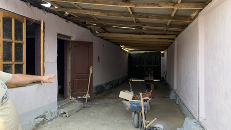Hovli sotiladi srochna