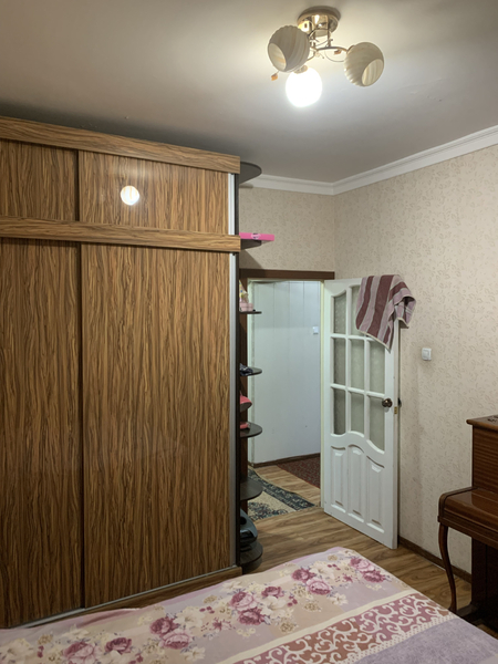 Продается квартира 40 лет 3в4 ком