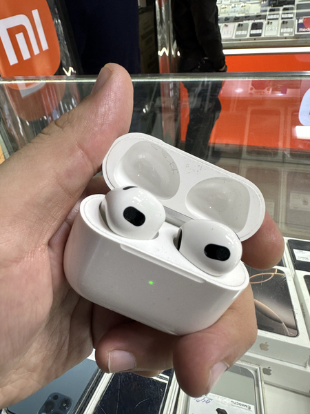Airpods 3 Airpods 3 Airpods 3
