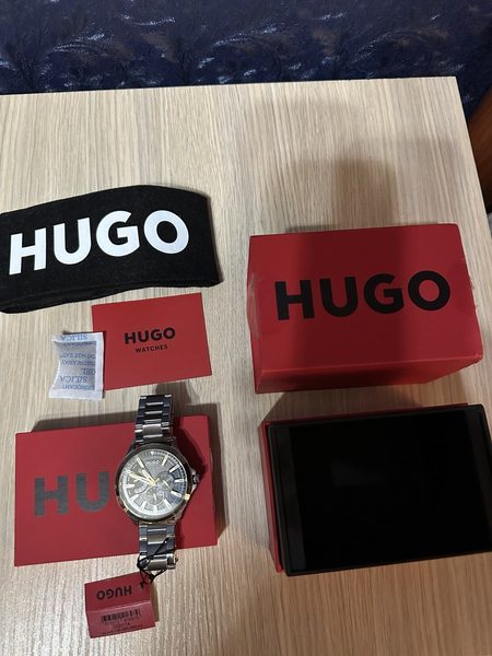Hugo boss watch multifunction