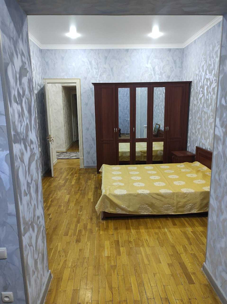Улица мирабад 4х комн для семье иностранцам зади кафе анор
