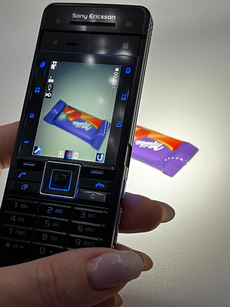 Sony Ericsson c902 karobka dakument komplekt