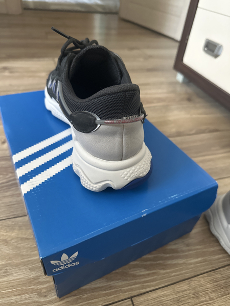 Adidas krossovkasi/Кроссовки Adidas