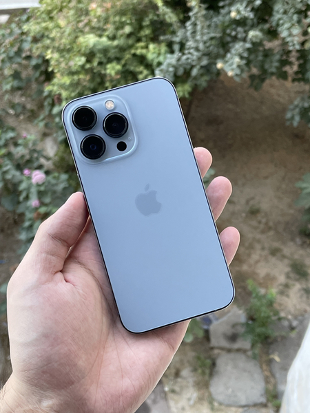 iPhone 13 Pro / 128ГБ / емкость 77%