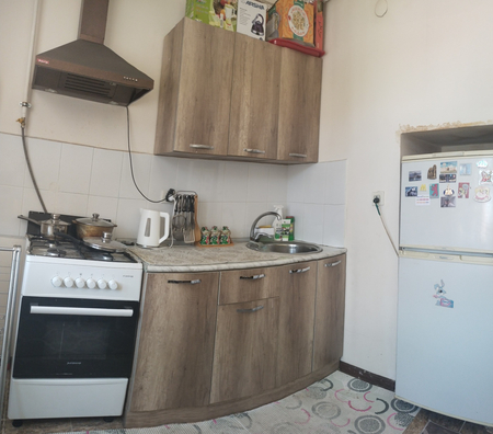 Продается квартира 2 комнатная на Сергели 3а