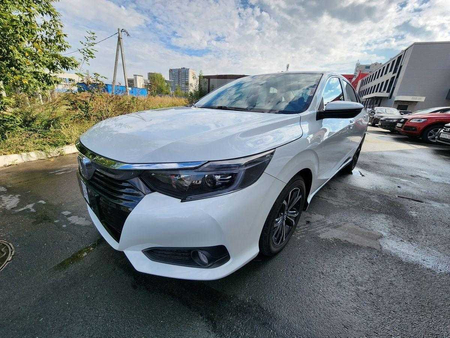 Honda Crider arenda s vikipka