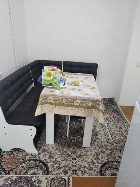 Срочно продается квартира в Юнусабад 16й квартале 1/3/9.
