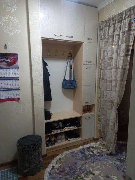 Кушбеги 1в2/7/9, 42м2, Бывш общ, Панель, Студия. Ор-р: Речка Кушбеги