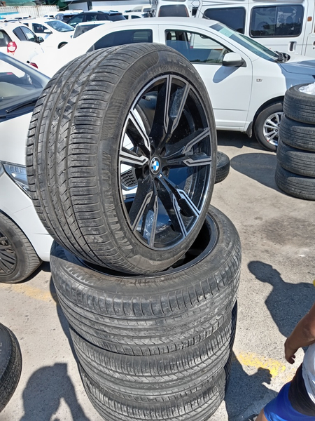 R20 BMW DISKA Balon Xolati idial