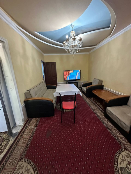 Продаётся квартира Чиланзар 10 квартал 3/2/4 панель