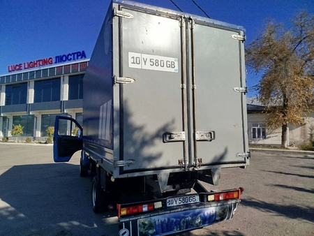 Газель 2012 йиль срочно сотилади