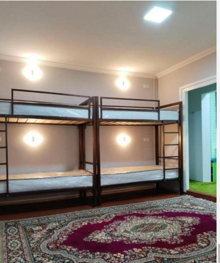 Hamyonbop Narxlarda 20-50minggacha kunlik hostel va mexmonxonalar