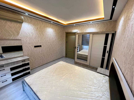 Срочно! На Бобуре - 3х ком, 84м², свежий евроремонт + мебель и техника