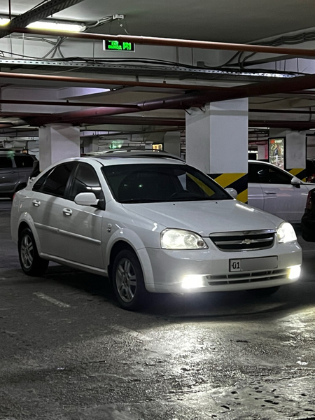 •Lacetti 3 AT 2010•